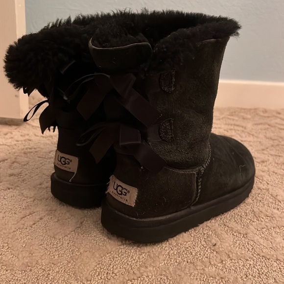 UGG | Shoes | Black Bailey Bow Ii Uggs | Poshmark